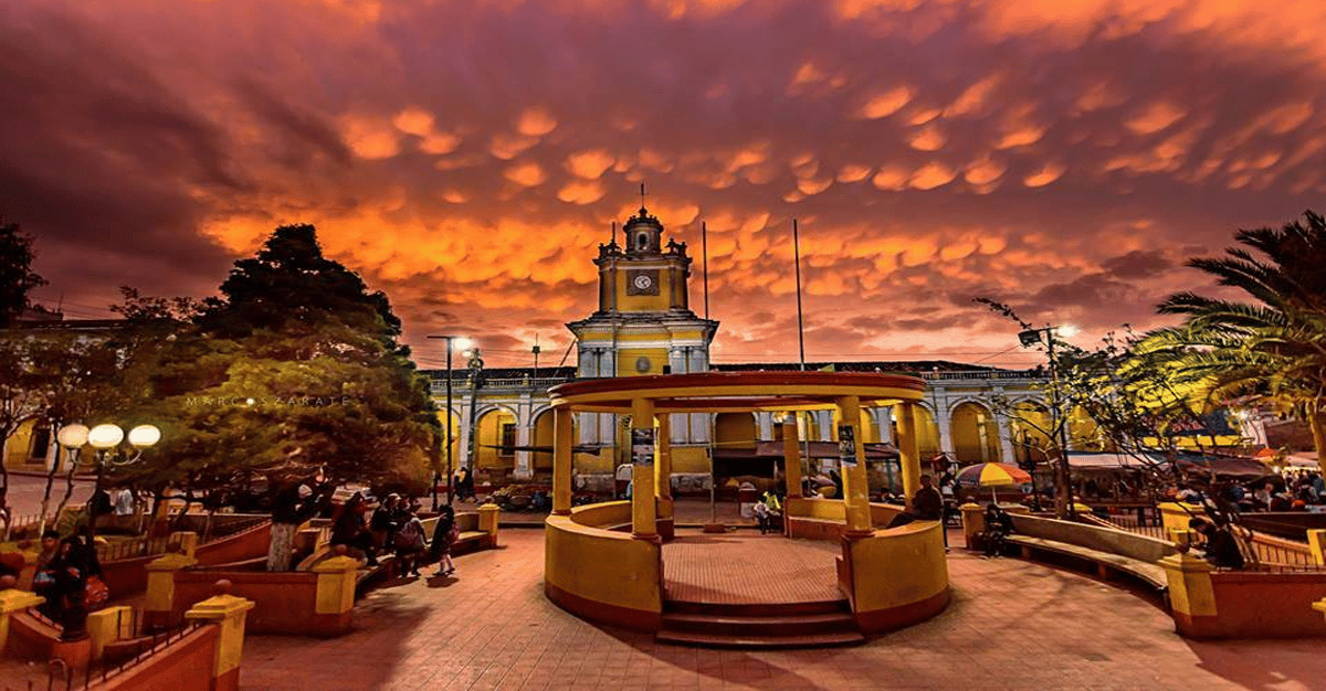 Shuttle service from and to Momostenango, Totonicapán, Guatemala ...